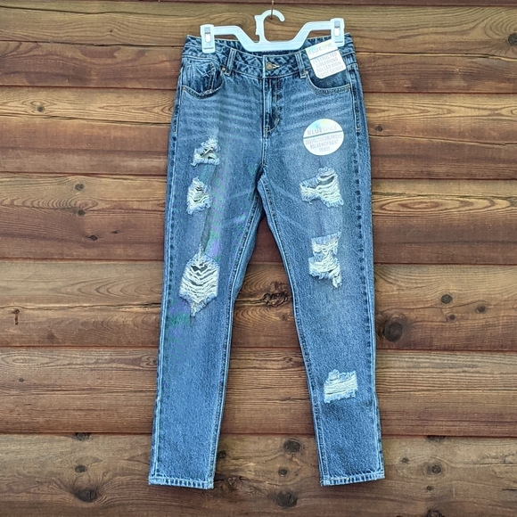 Blue Spice | Jeans | Nwt Blue Spice Womans Destructed Girlfriend Rolled ...